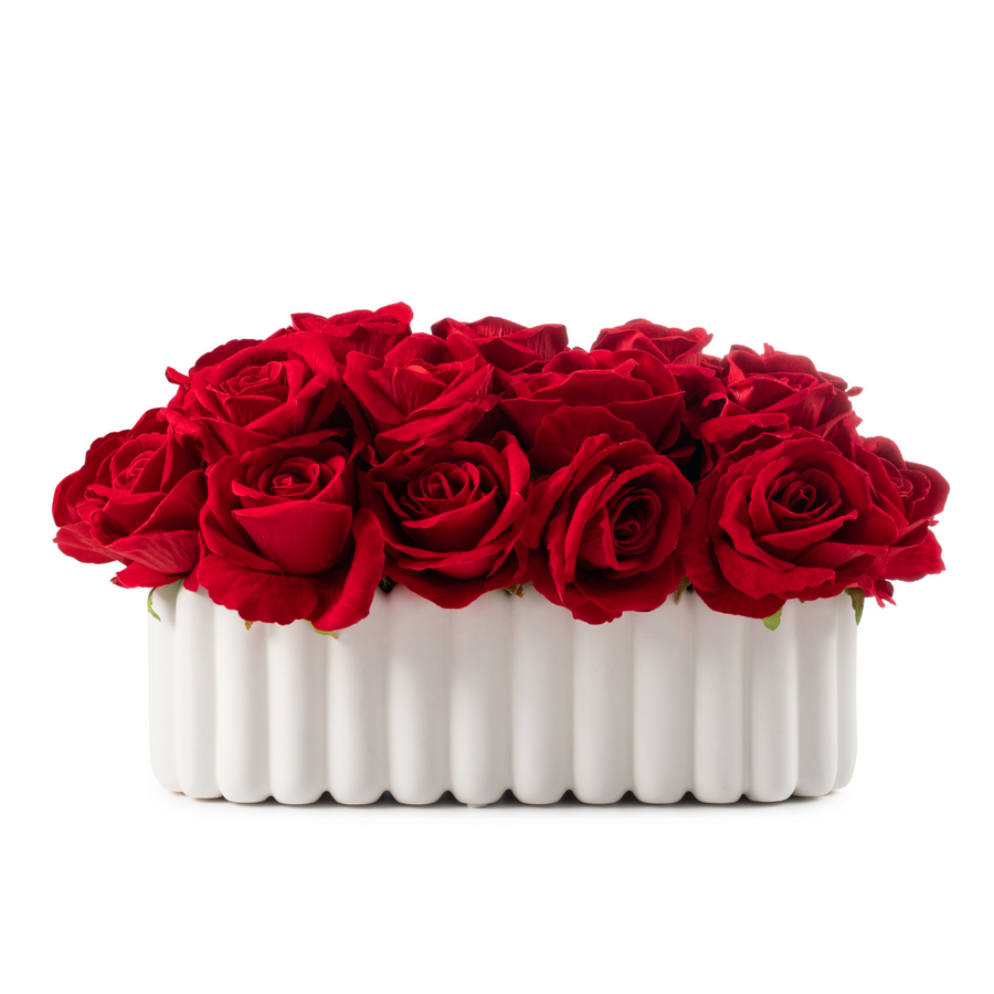 Dh Red Roses In Oval Scallop Pot